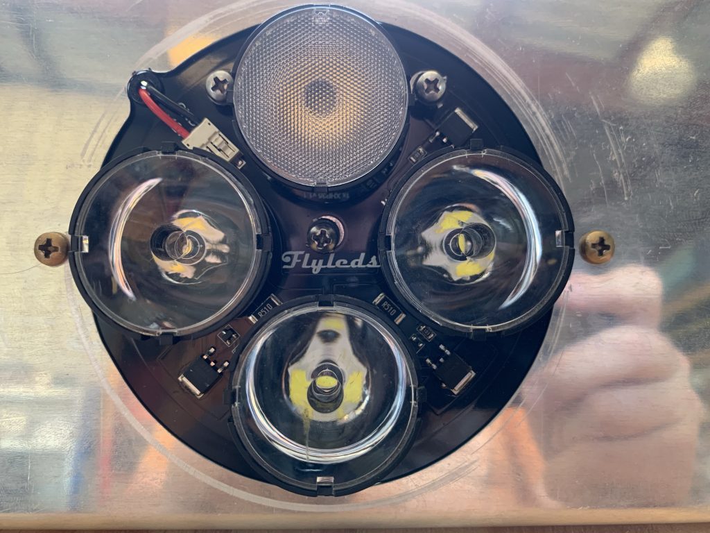 Landing light wiring; lower shelf detail | Philip's RV-8 Build